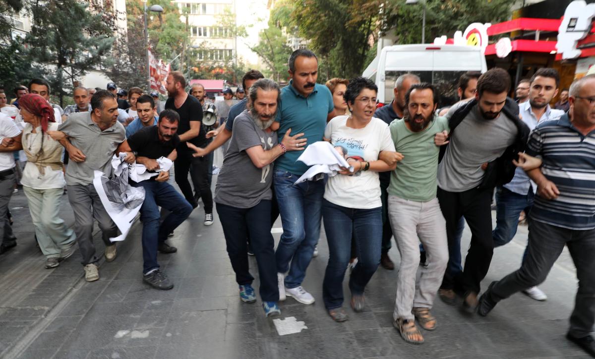 Turkey jails 14 lawyers representing imprisoned hunger strikers | Arab News