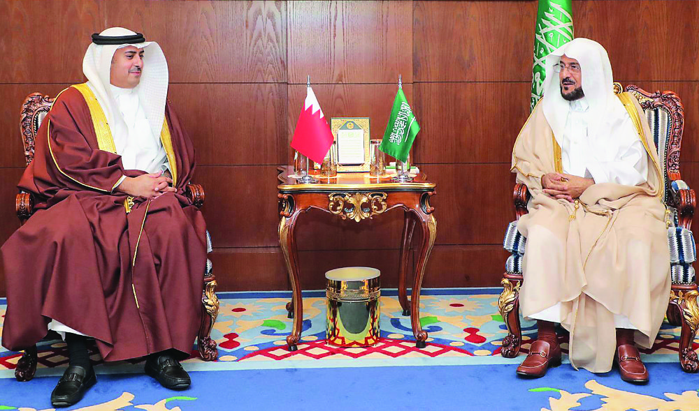 Saudi, Bahraini ministers discuss Islamic cooperation | Arab News