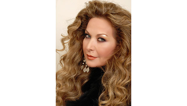 Actress Raghda defends herself | Arab News