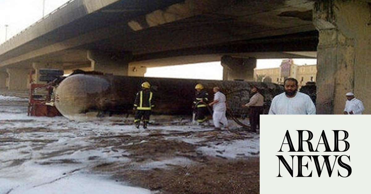 Riyadh road turns into death trap | Arab News