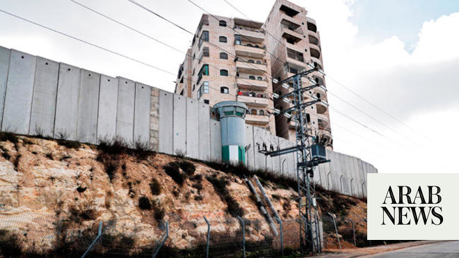 Lebanon looks to block Israeli frontier wall | Arab News