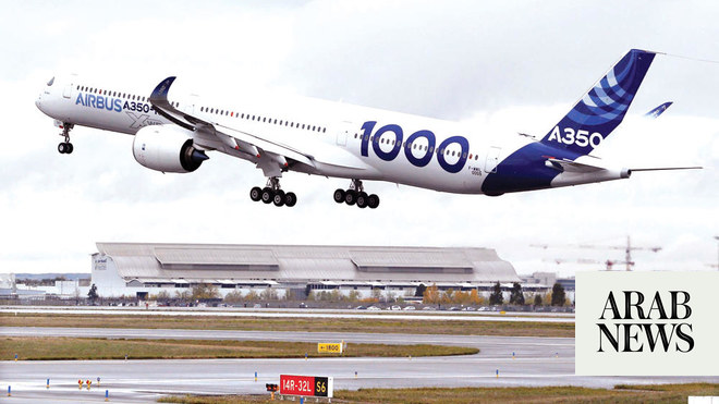 Airbus A350-1000 stages maiden flight | Arab News