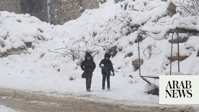 Freezing weather Aleppo refugees’ new enemy | Arab News