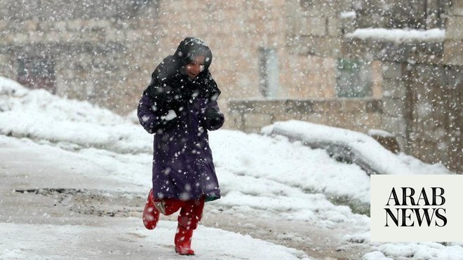 Heavy snowfall, gales as winter storm hits Middle East | Arab News