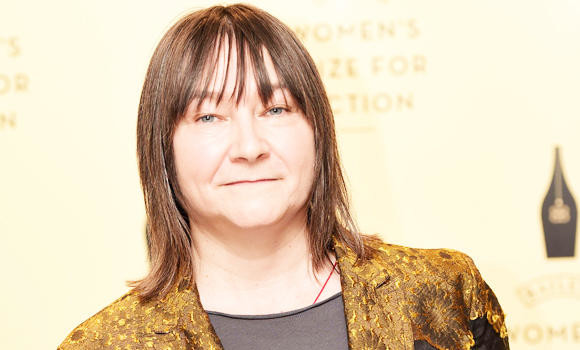 British author Ali Smith wins fiction award | Arab News