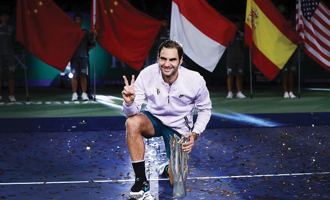 Tennis: Federer beats great rival Nadal to win Shanghai Masters | Arab News