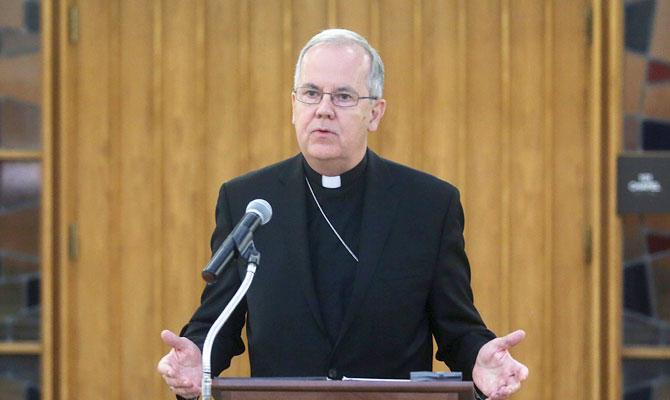 Pennsylvania priests molested over 1,000 children: Report | Arab News