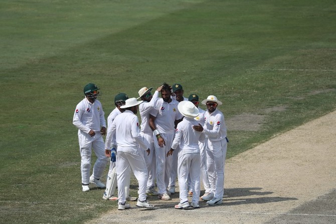 Pakistan’s Bilal Asif dishes out six of the best to leave Australia ...