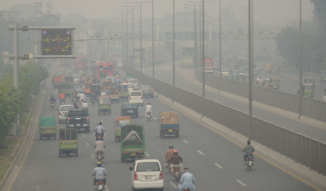Punjab chokes as cross-border pollution worsens air quality | Arab News