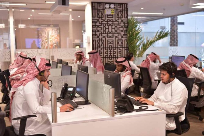 Saudi health service gets over 1 million calls in one month | Arab News