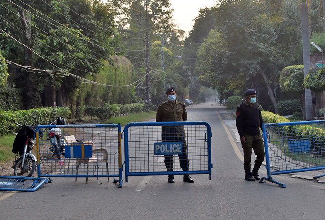 Karachi teen, missing for nine days, 'recovered' from Lahore — Sindh chief minister | Arab News