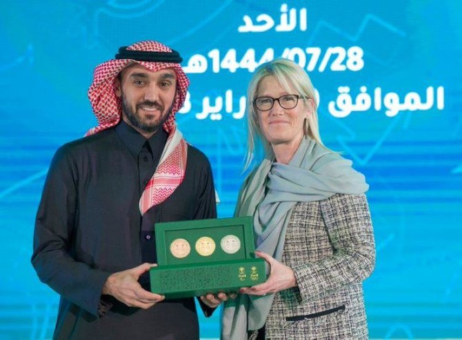 Saudi Olympic and Paralympic Committee appoints officials, presents awards | Arab News