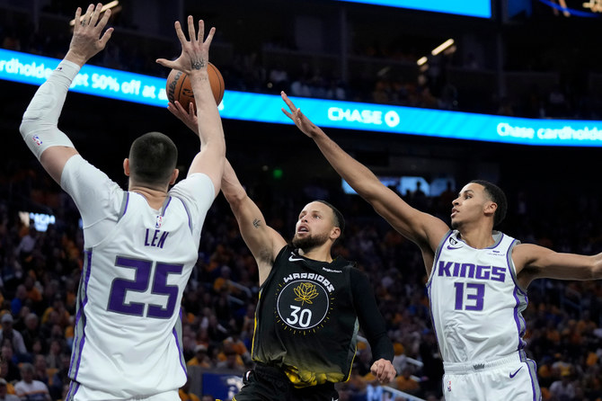 Warriors beat Kings 114-97 to cut series deficit to 2-1 | Arab News