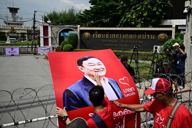 Ex-PM Thaksin jailed on return to Thailand after 15 years in exile | Arab News