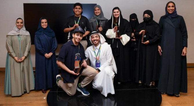 Ithra Summer Program sees teens showcase their creative ideas | Arab News