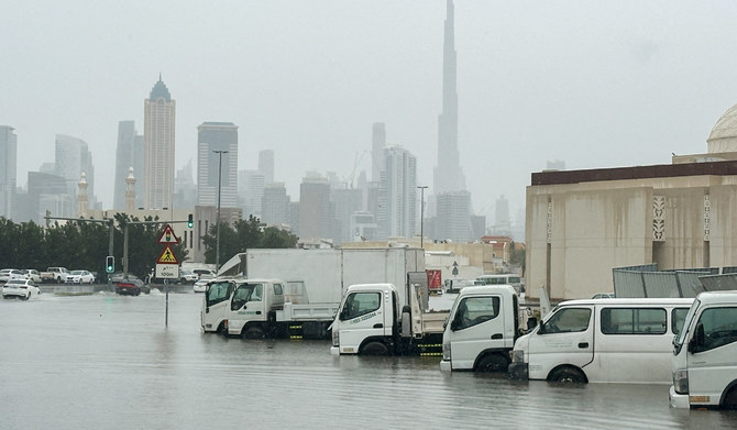 Intense rainfall sweeps across Dubai | Arab News
