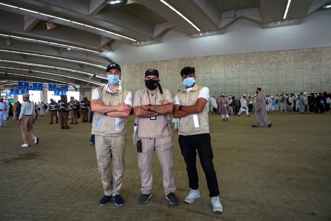 Paramedics in Makkah saving lives amid scorching heat | Arab News