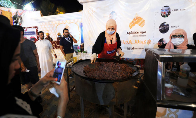 Women ‘kebda’ sellers give men a run for their money | Arab News