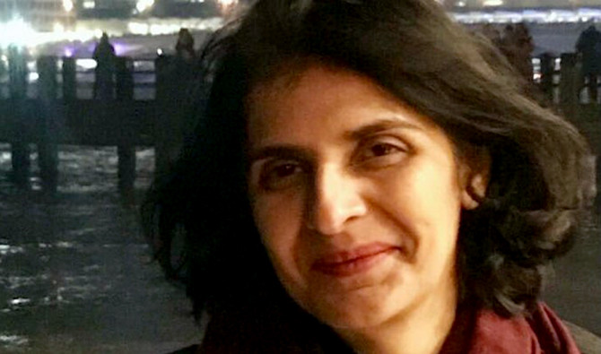 The Express Tribune: Columnist Gul Bukhari back home after hours-long ...