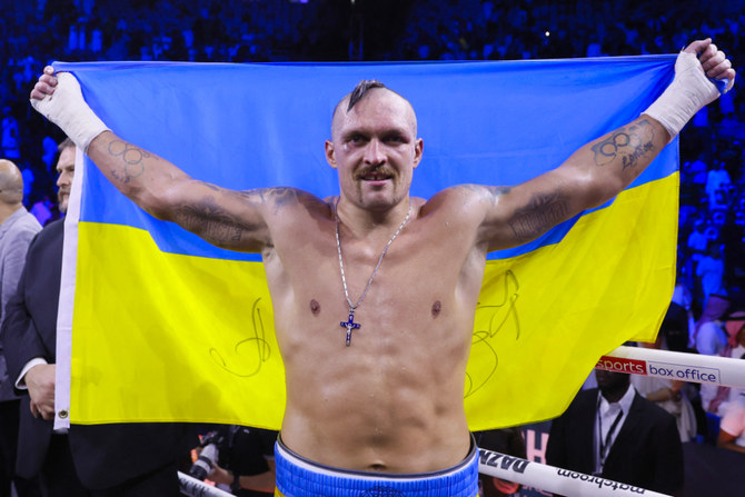 Usyk beats Joshua again, retains world heavyweight belts | Arab News