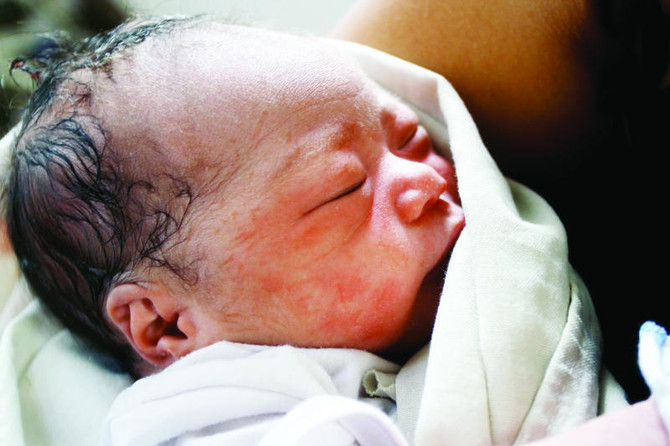 ‘Miracle’ baby born in Philippine typhoon rubble | Arab News