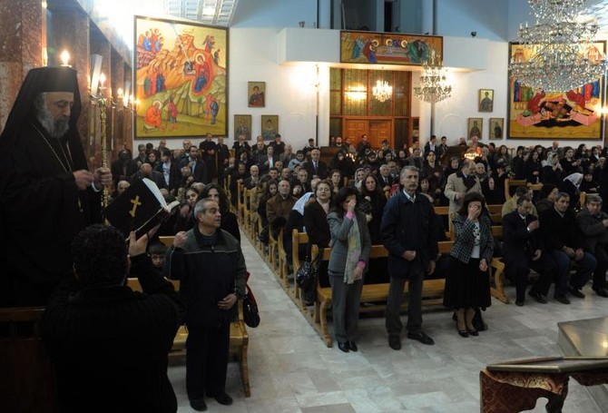 Syrian Christians ‘pray for peace’ | Arab News