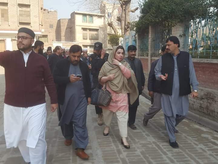 First elected female lawmaker in Peshawar carries family legacy | Arab News