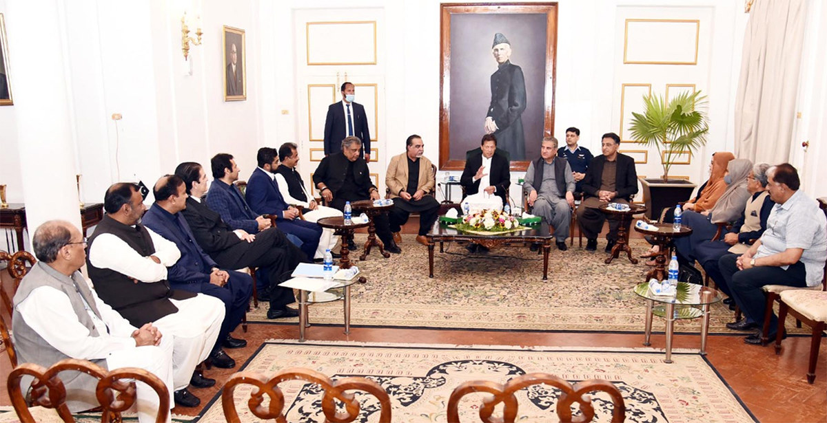 PM Khan calls no-trust move opposition’s ‘political death’ after ...